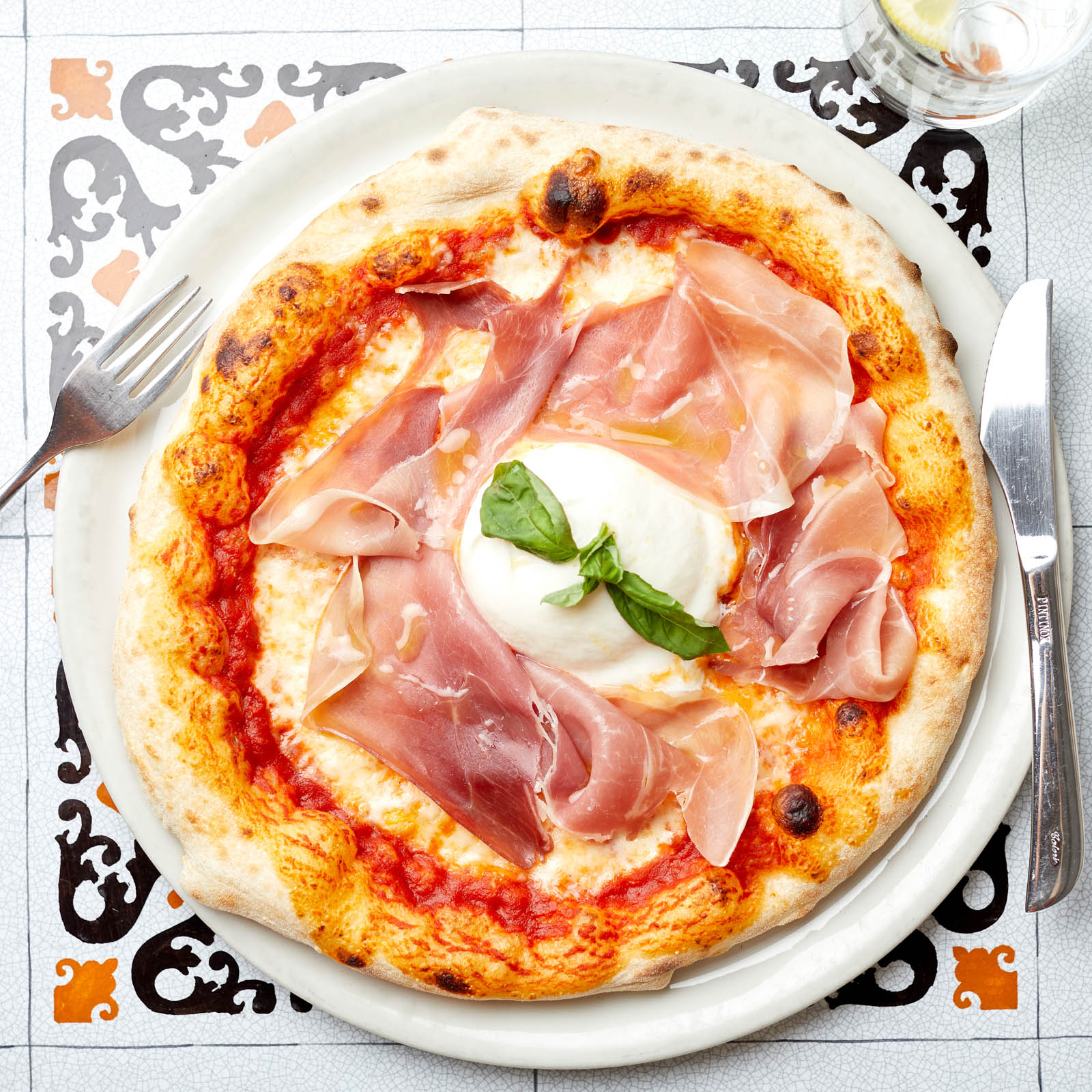 The Italo's Italian Restaurant in Islington, Angel, London